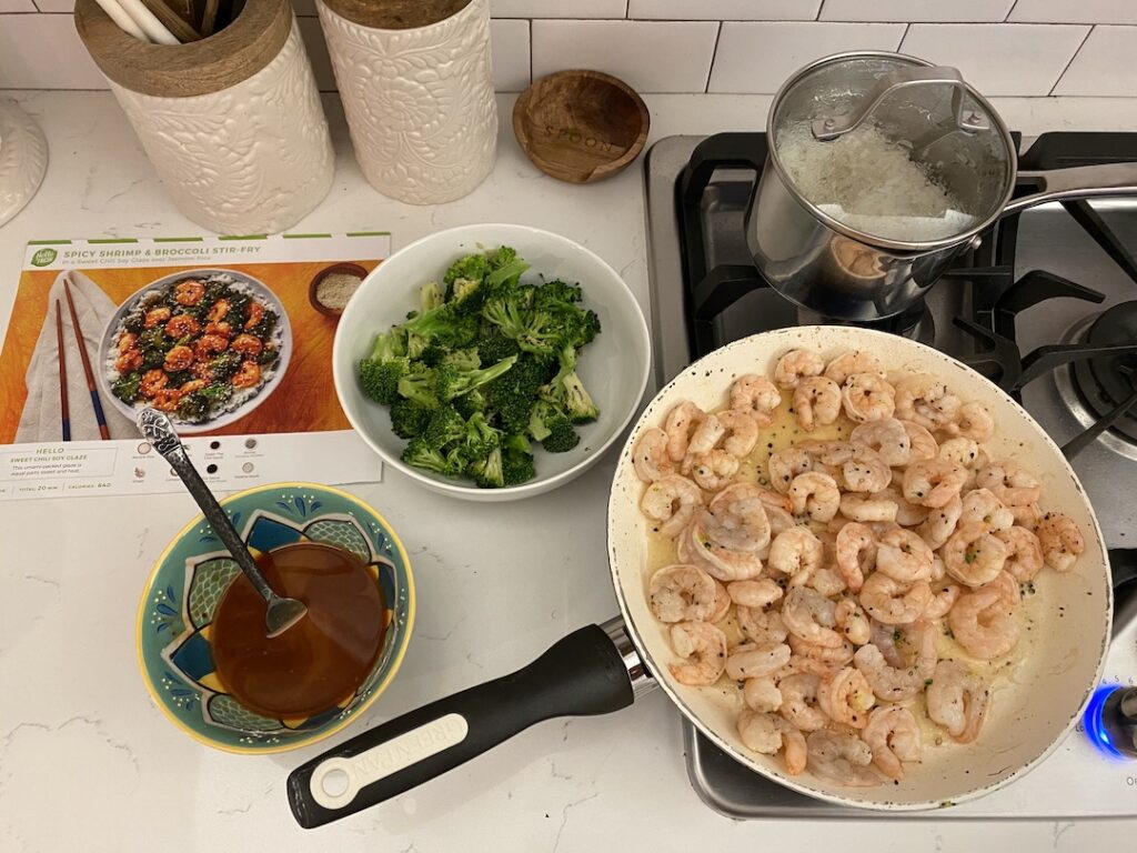 Learning how to cook with Hello Fresh - Nicole Eachus