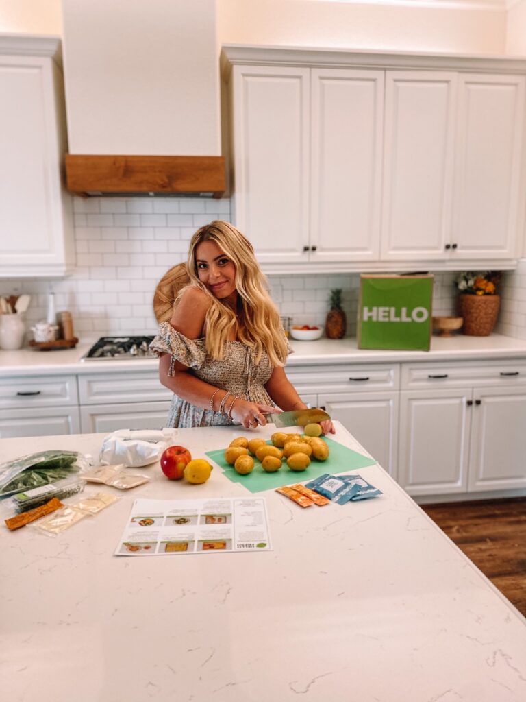 Home Page - Nicole Eachus